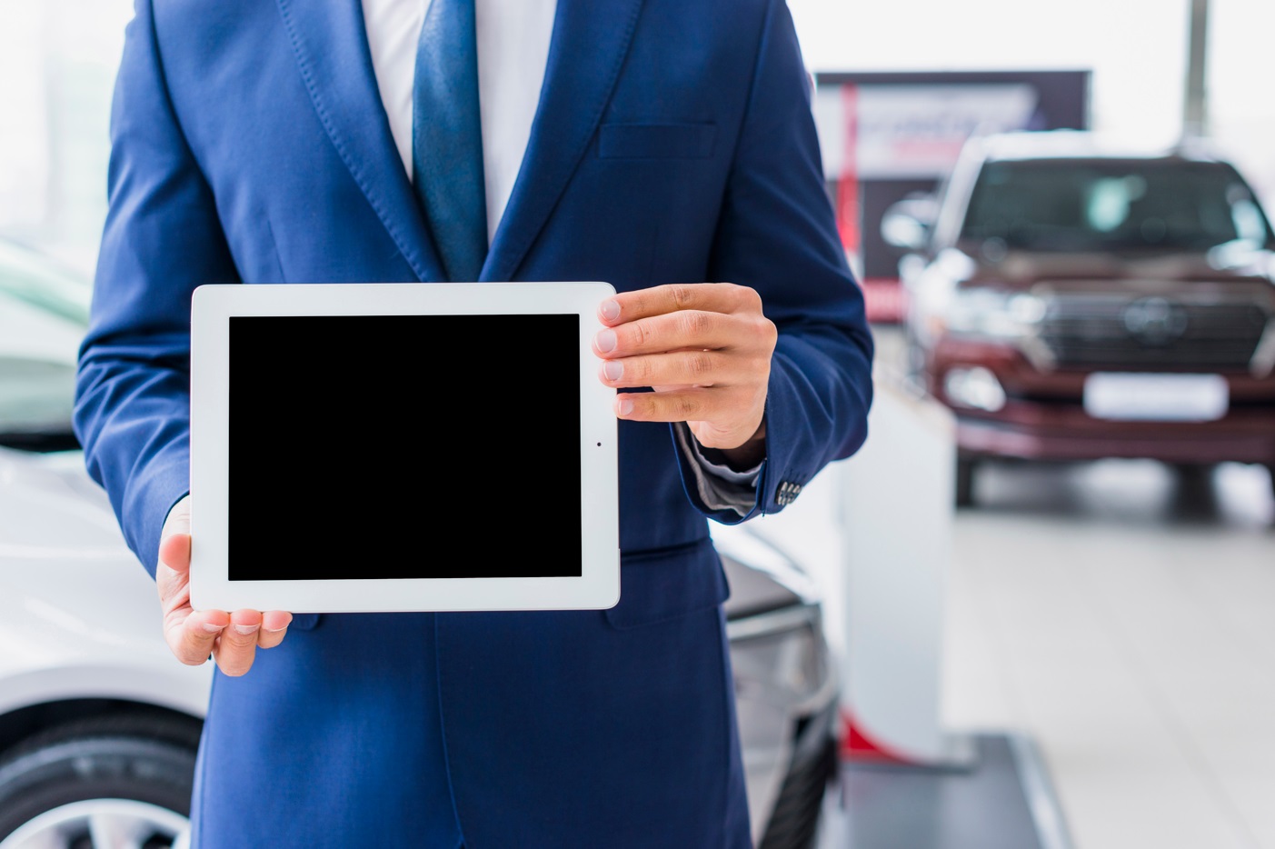 How AI Assists in Choosing a Car at an Auction