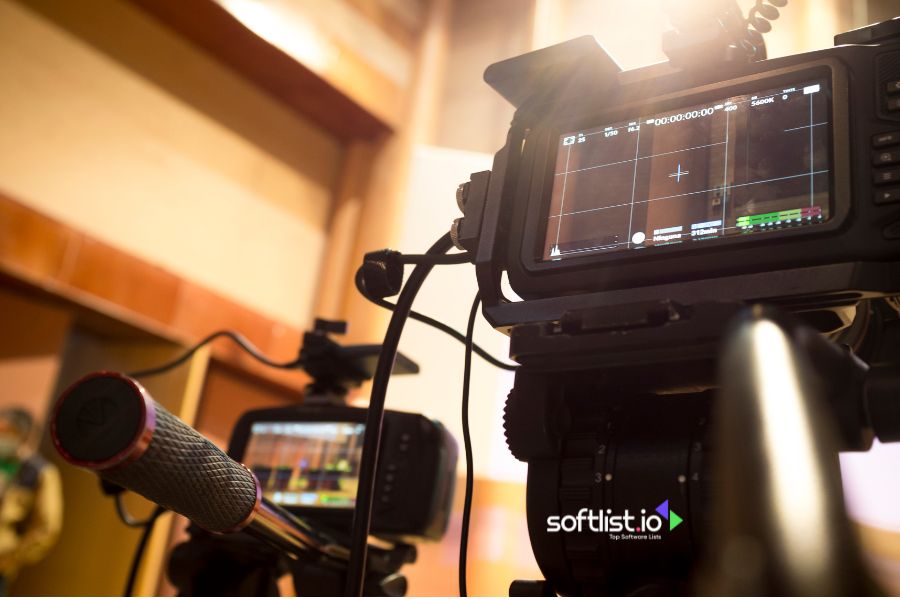 A Teacher's Guide to Live Streaming: 17 Educational Uses