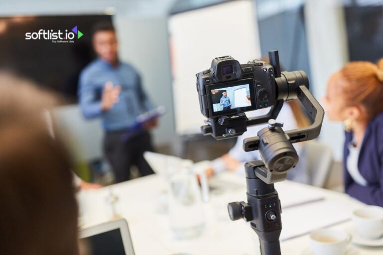 A Teacher's Guide to Live Streaming: 17 Educational Uses