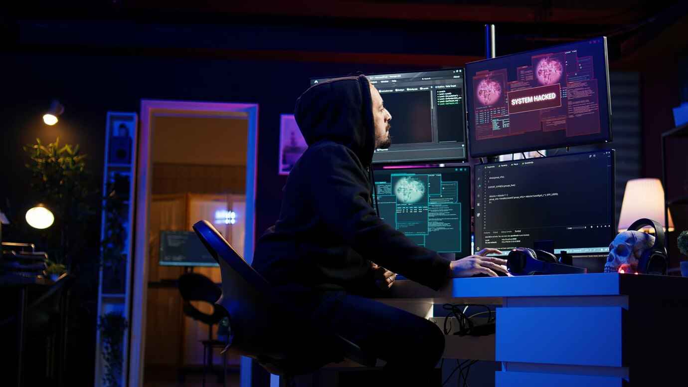 Understanding SOAR and SIEM: Key Differences and Benefits